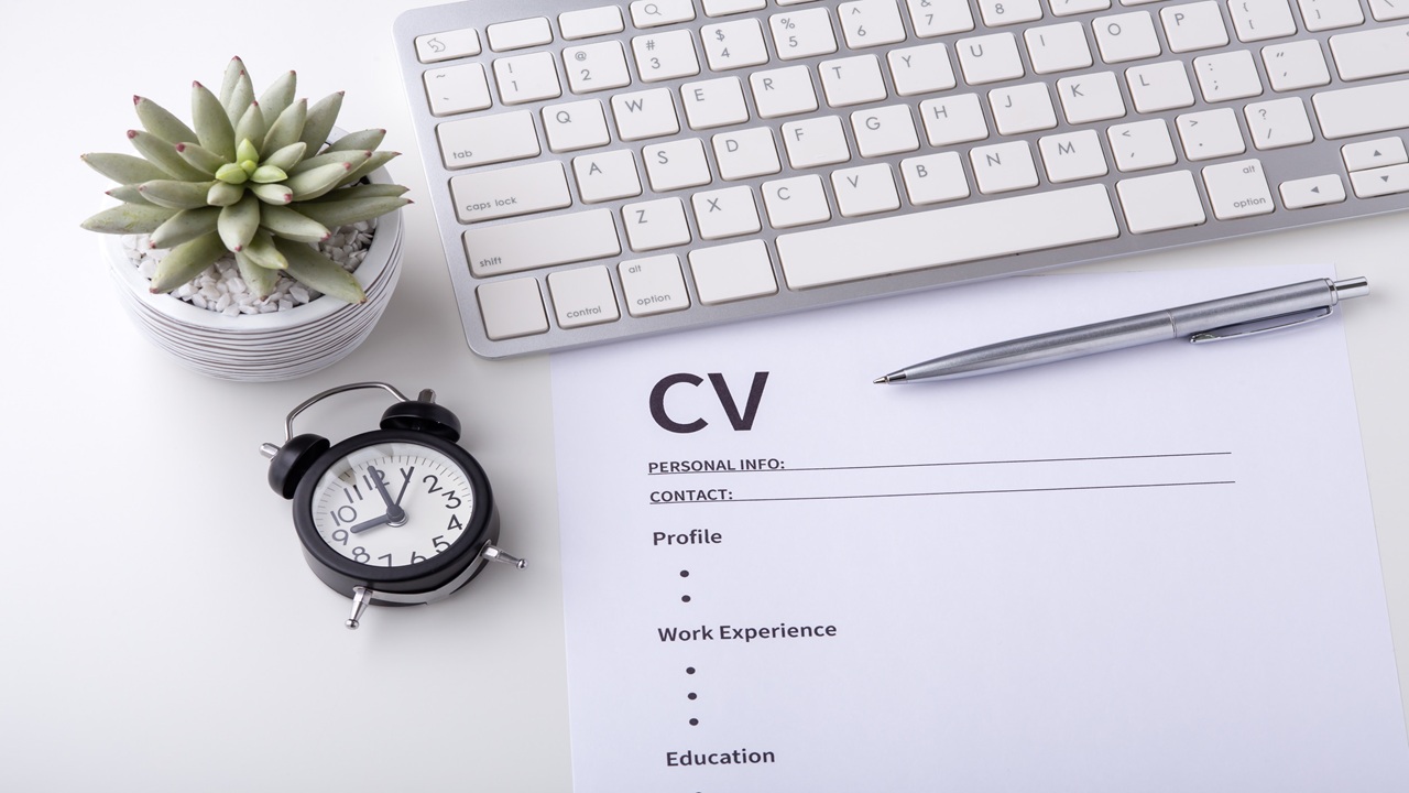 Klasyczny CV wzór – jak napisać skuteczne CV?