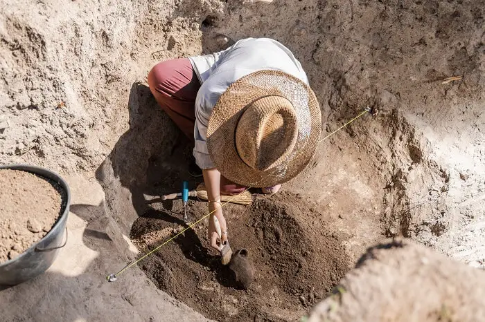 Archeolog - jak wygląda praca archeologa? - Poradnik GoWork.pl